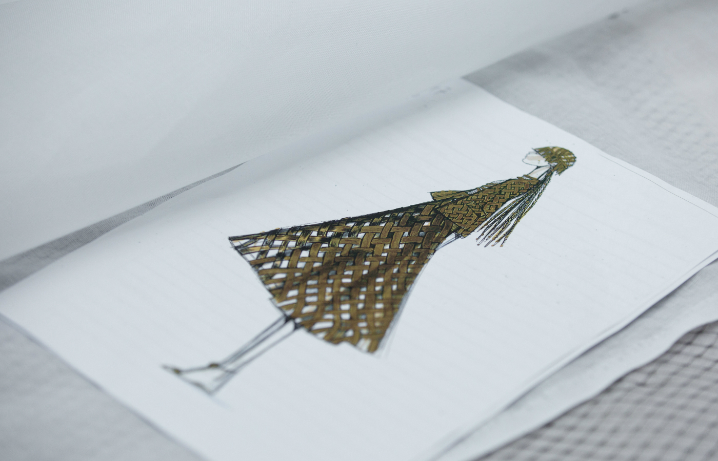 Dior shows Glass the craftsmanship behind their SS20 Haute Couture ...