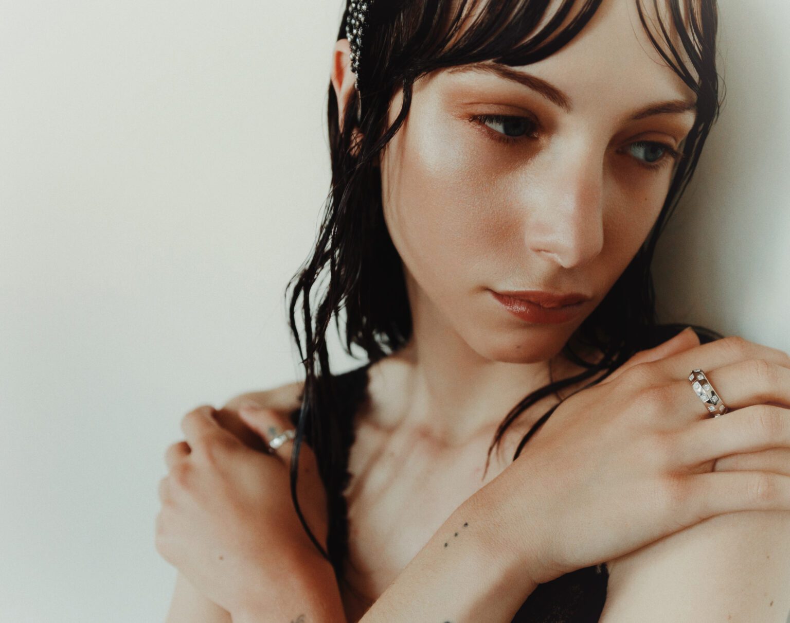 It Girl Devon Ross talks to Glass about her transition from model to actor - The Glass Magazine