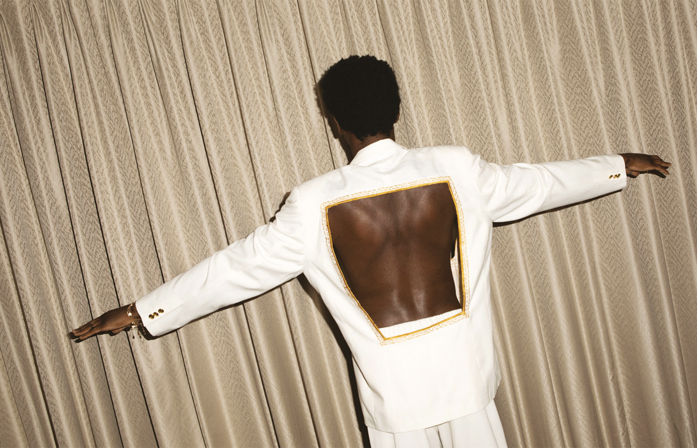 Glass interviews singer, songwriter and producer Labrinth - The Glass ...