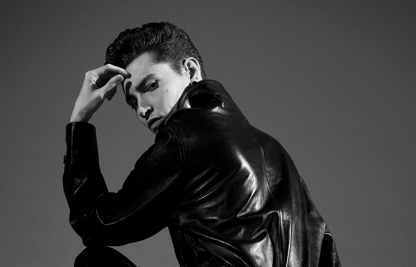 Glass meets rising model Krow - The Glass Magazine