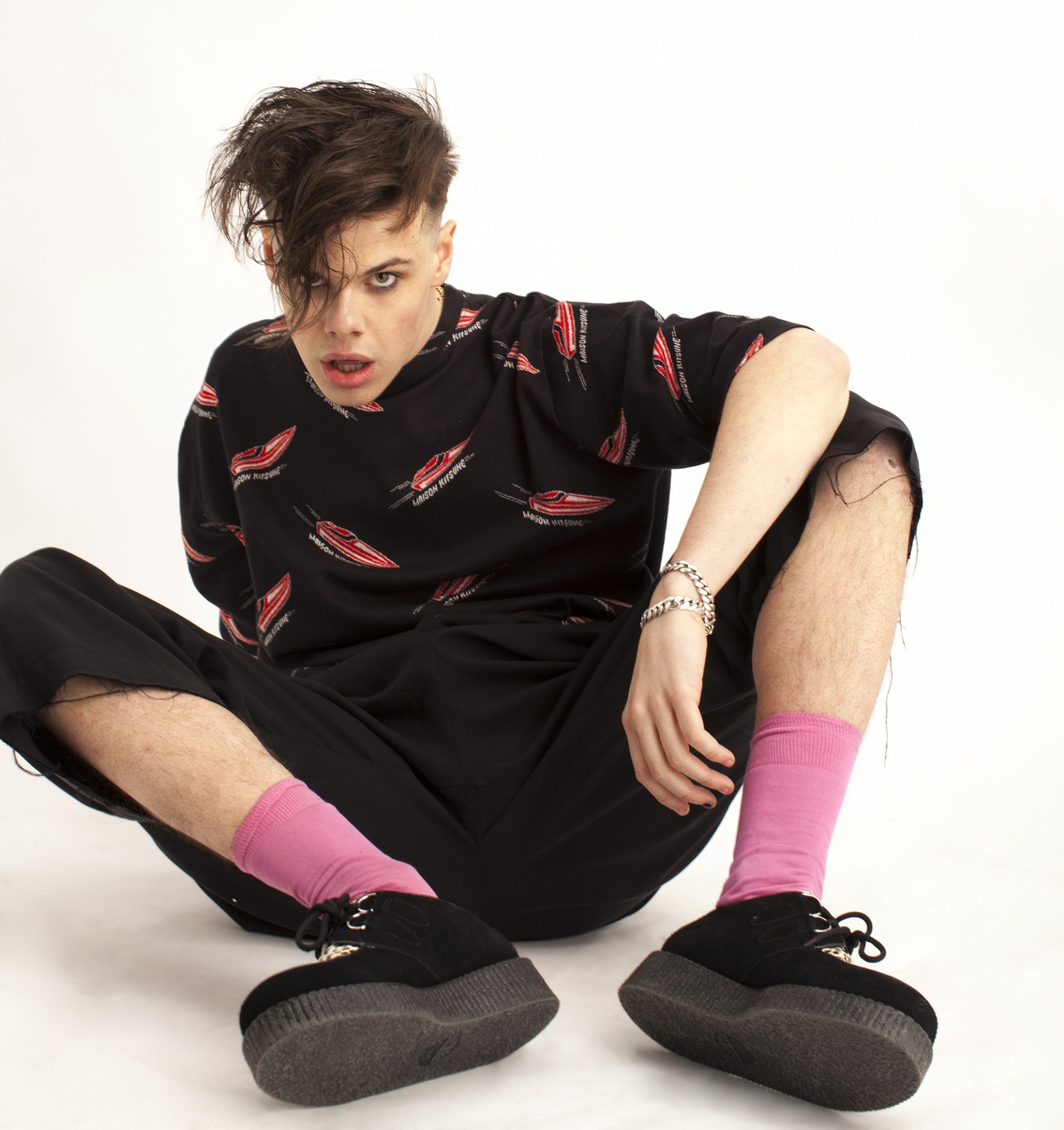 Glass meets Yungblud - The Glass Magazine