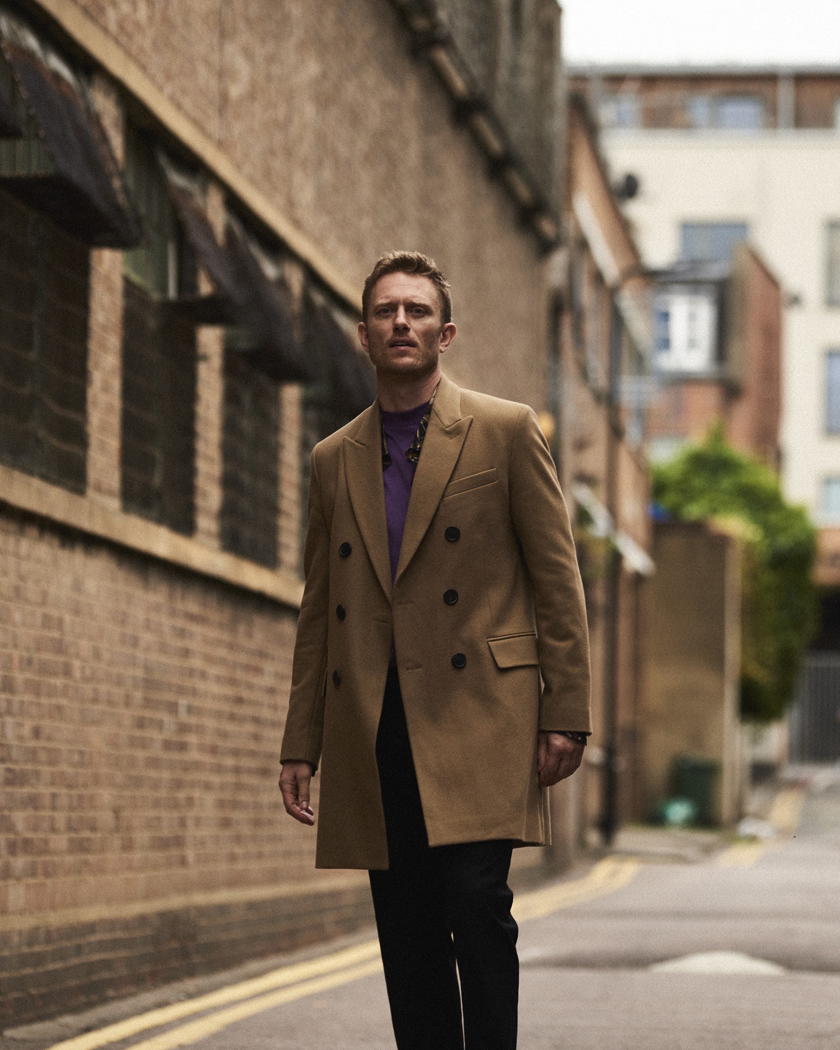 Glass interviews British actor Neil Jackson - The Glass Magazine