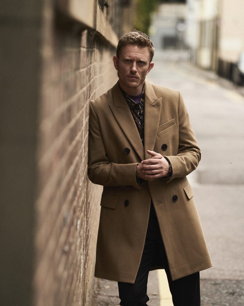 Glass interviews British actor Neil Jackson - The Glass Magazine
