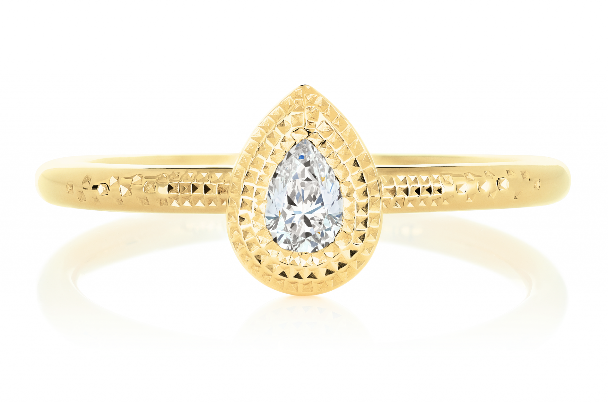 De Beers welcomes new stacking ring additions to Dewdrop and Talisman ...