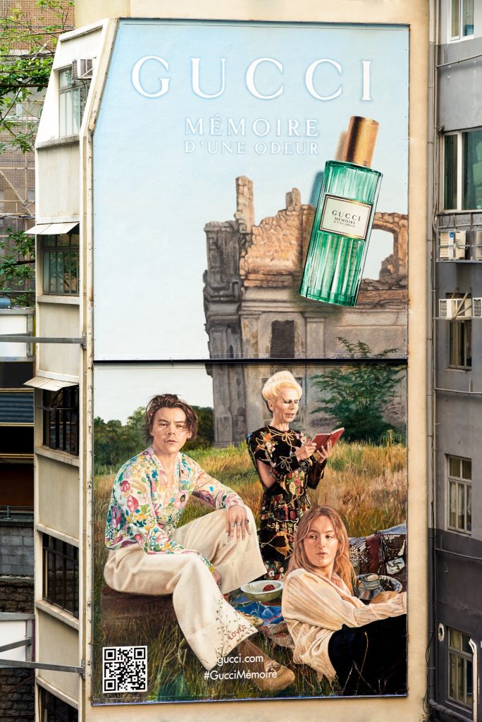 Gucci unveils sky-high murals for Mémoire d’une Odeur fragrance ...