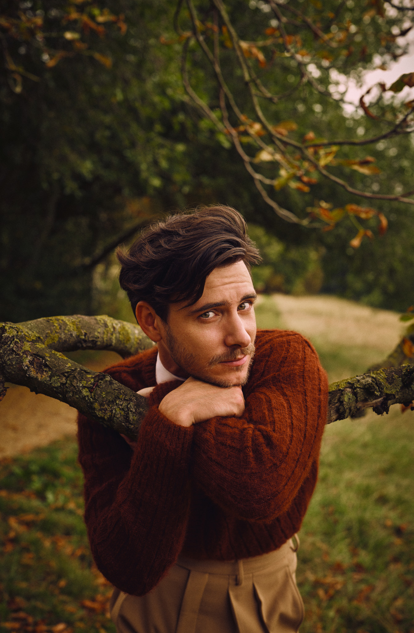 Brave New World actor Harry Lloyd speaks to Glass - The Glass Magazine
