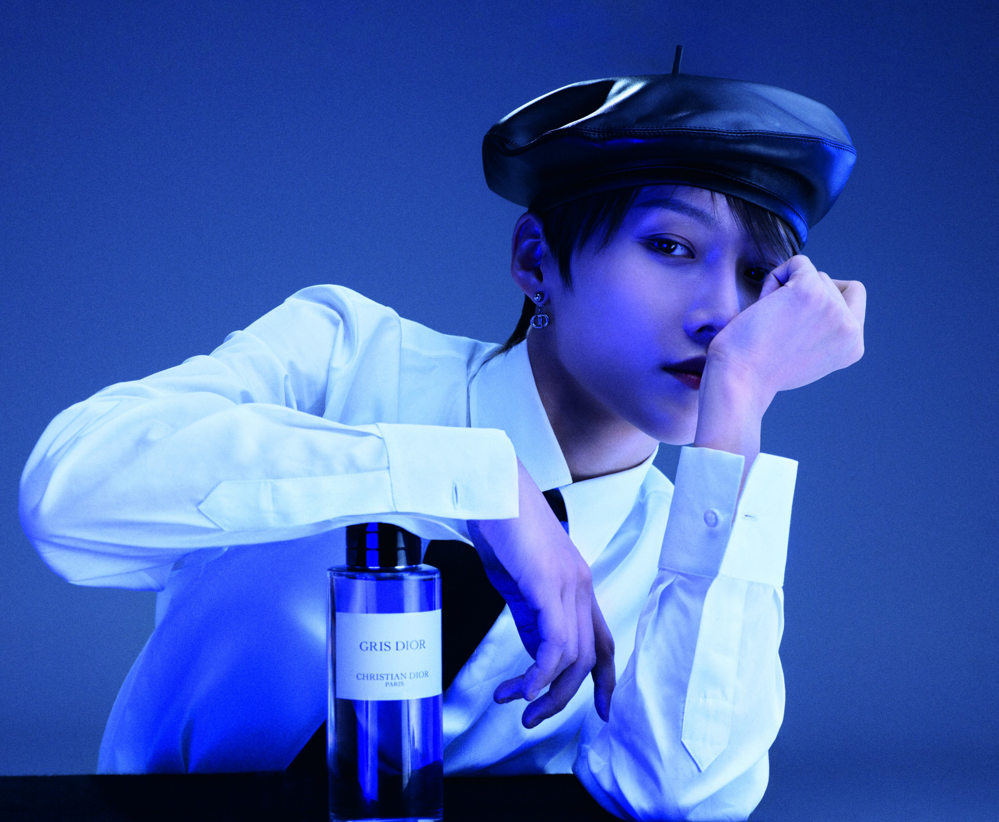 Dior celebrates diversity in new Gris Dior campaign - The Glass Magazine