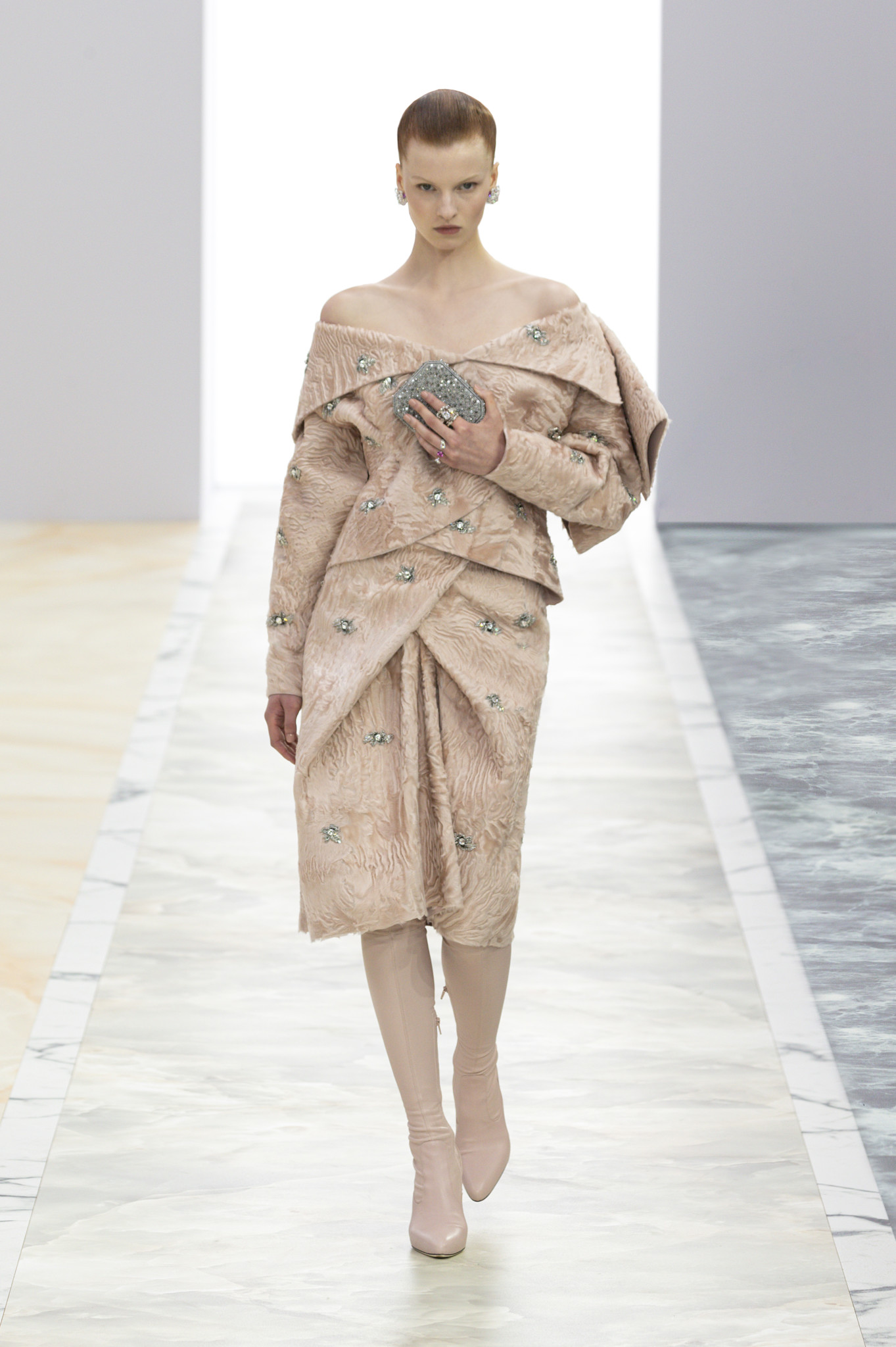 PFW AW23 Couture: Fendi - The Glass Magazine