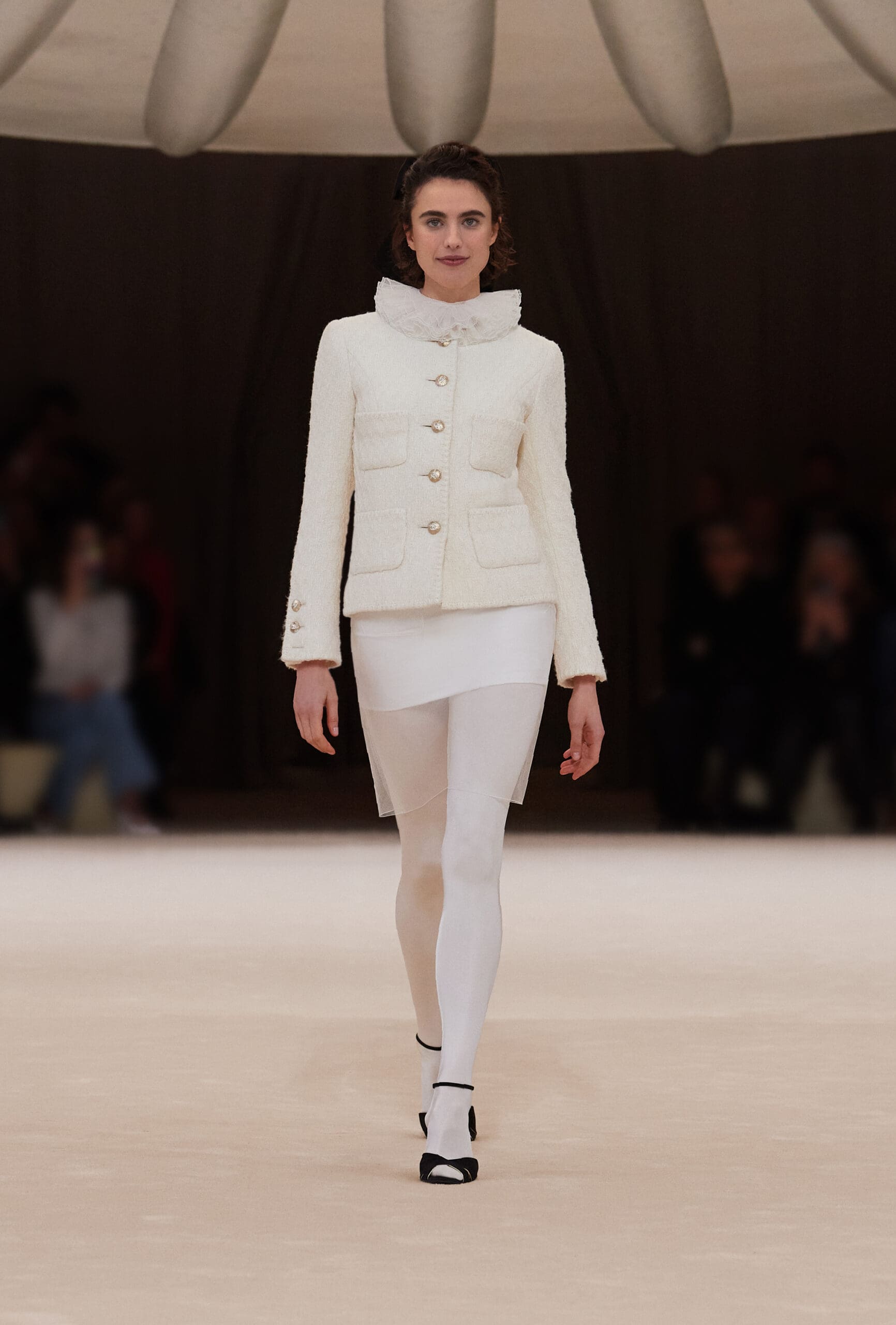 PFW SS24 Couture: Chanel - The Glass Magazine