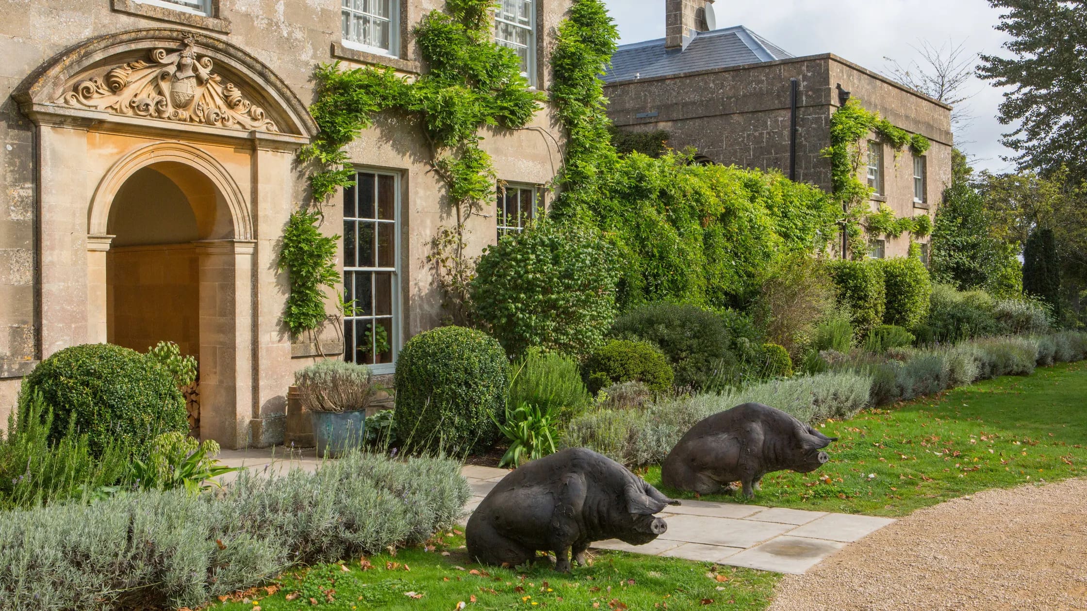 Glass enjoys a cosy English countryside retreat at the Pig Hotel ...