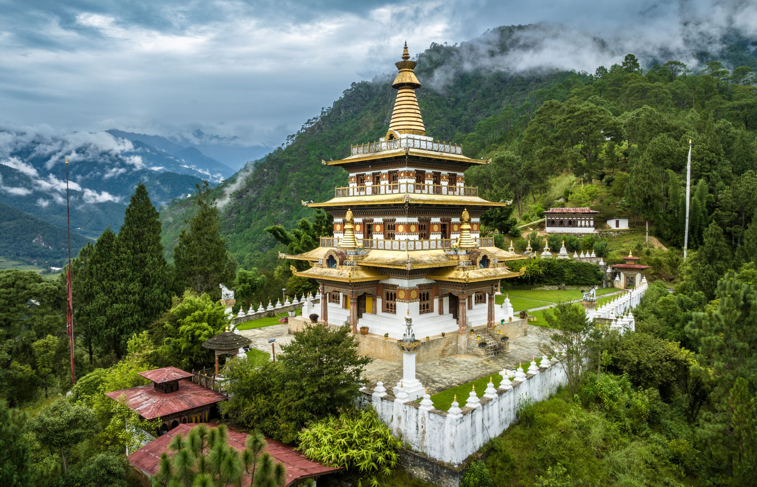Glass visits the happy Himalayan Kingdom of Bhutan - The Glass Magazine