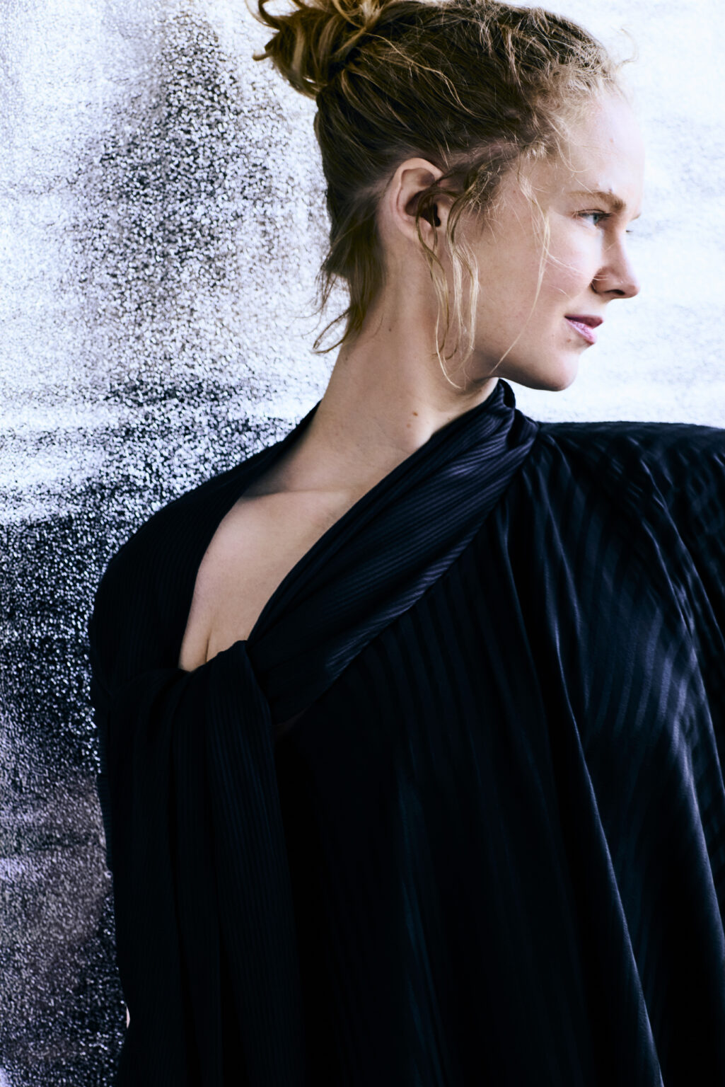 Rosy McEwen On The Women That Have Shaped Her Performances - The Glass Magazine