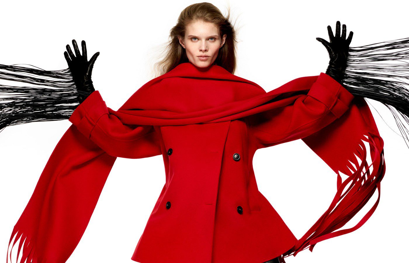 Movement and Traditional Tailoring are Spotlighted in Sportmax’s AW25 ...