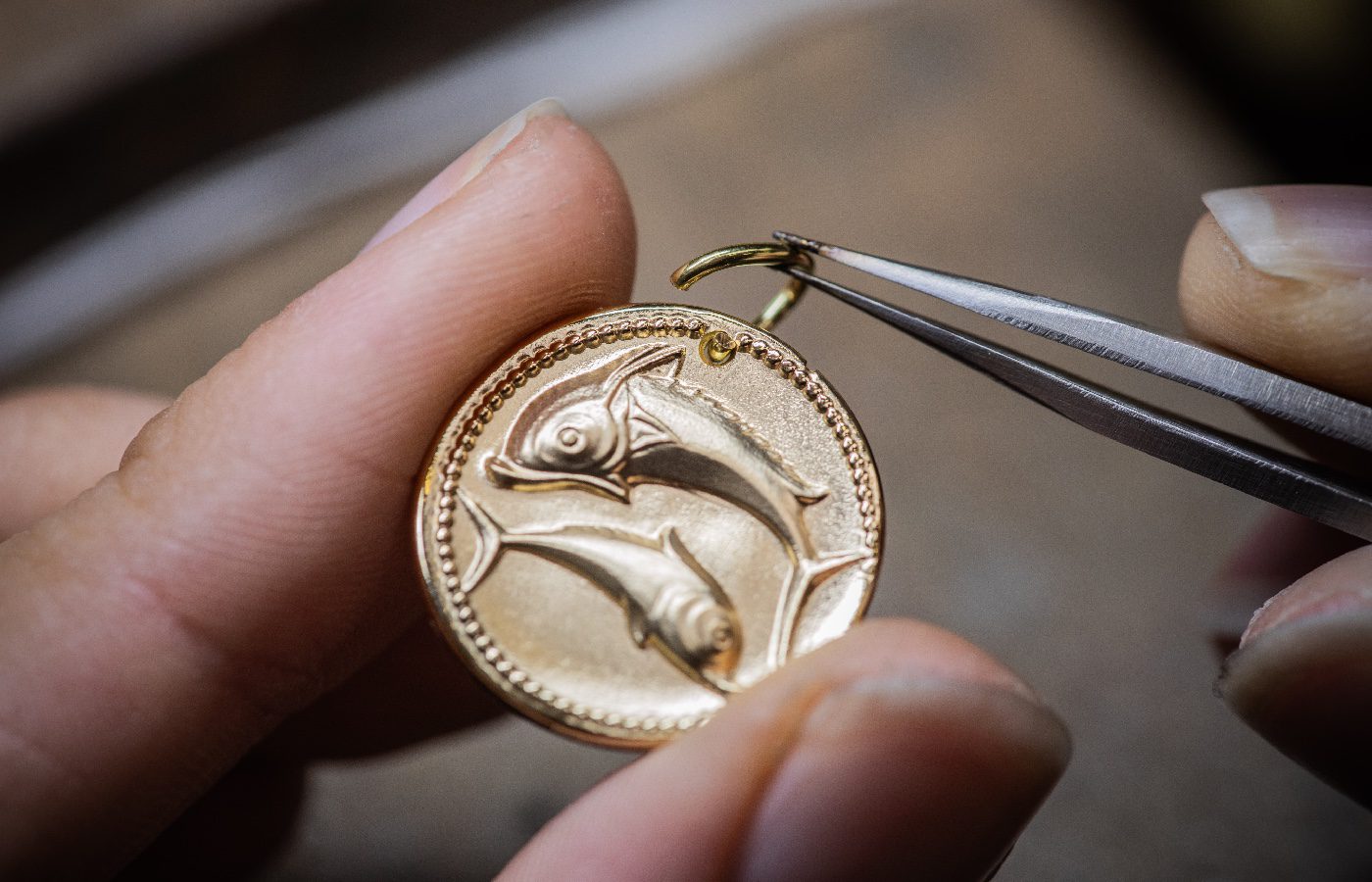 Van Cleef & Arpels Expands the Zodiaque Collection - The Glass Magazine