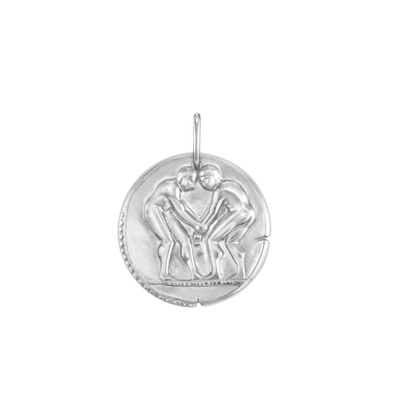 Van Cleef & Arpels Expands the Zodiaque Collection - The Glass Magazine